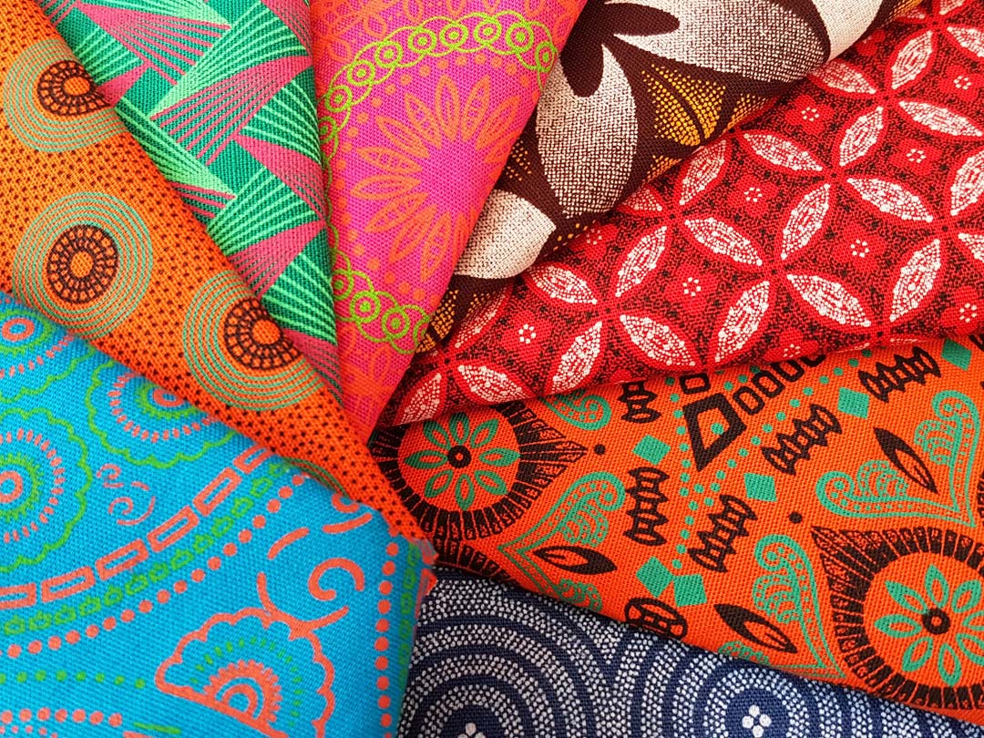 Tsholo Motong: "Faces of Soweto". South African artist and his fabric